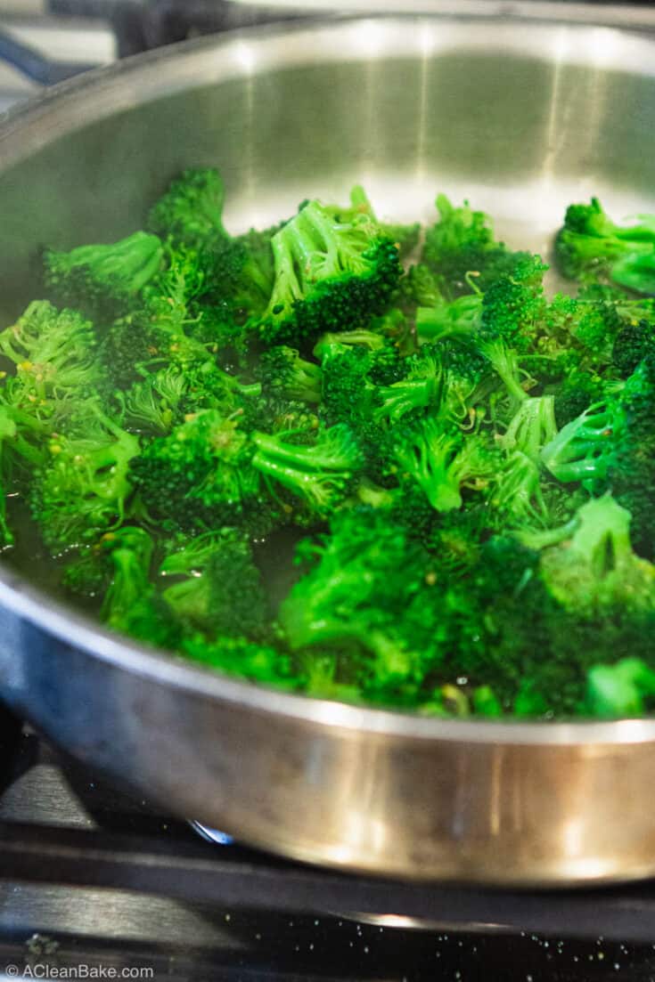 How to Freeze Broccoli: A Step-By-Step Guide to Preserving Your Extra ...